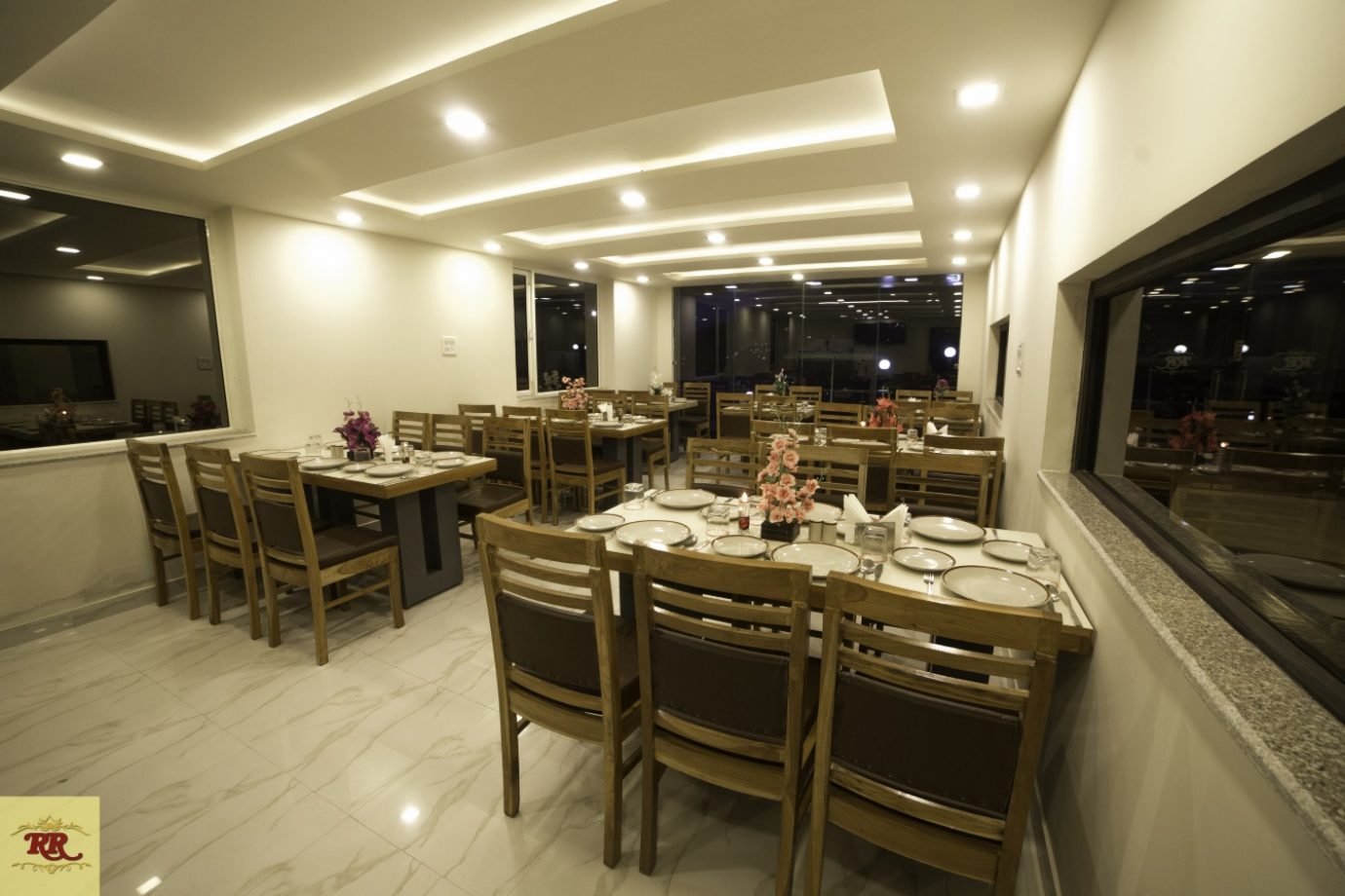 Restaurant - Royal Rosette